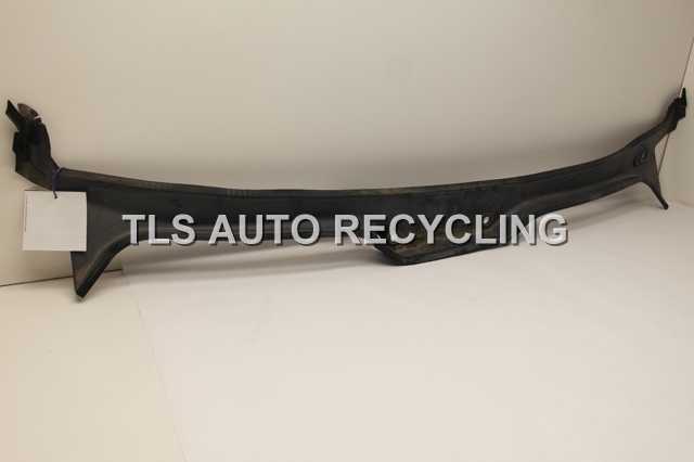 Used Louver Cowl Vent Panel - Benzeen Auto Parts