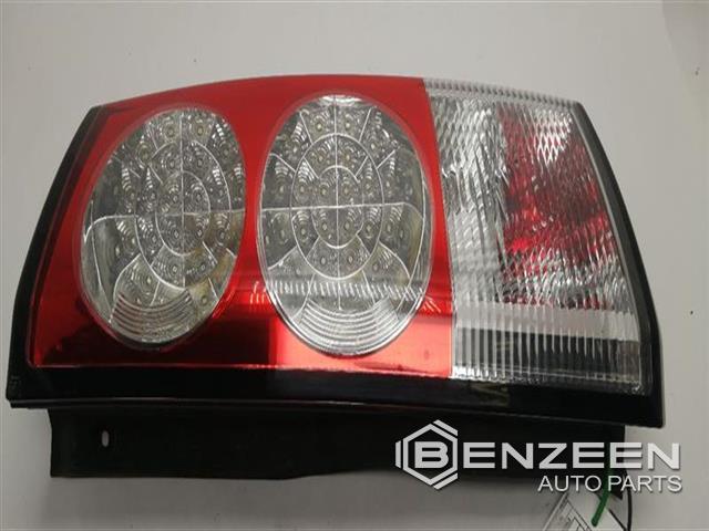 Used 2010 LAND ROVER LR4 FRONT BUMPER COVER - OEM LR013895 - Benzeen ...